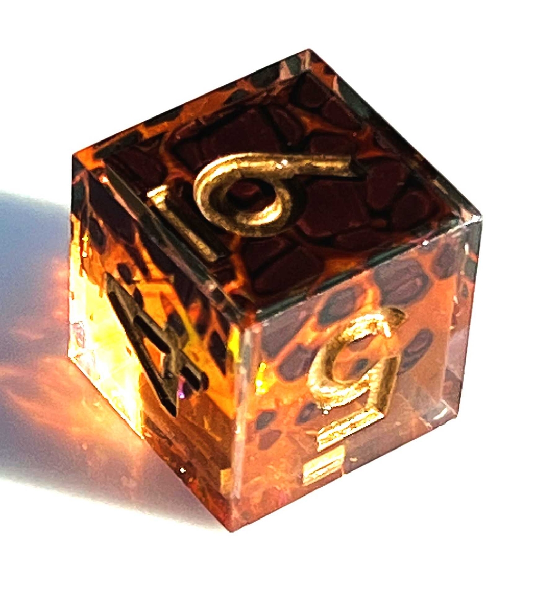 Iconic Dice: Fire D6 HM | リーチングムーン