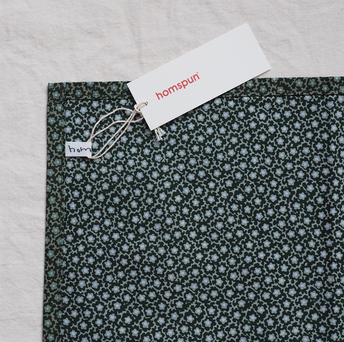 ホームスパン 小花プリント ハンカチ #8309 グリーン | BRYWB ONLINE